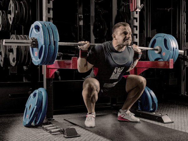 High-Bar vs. Low-Bar Squat [side-by-side comparison] - Old School Labs